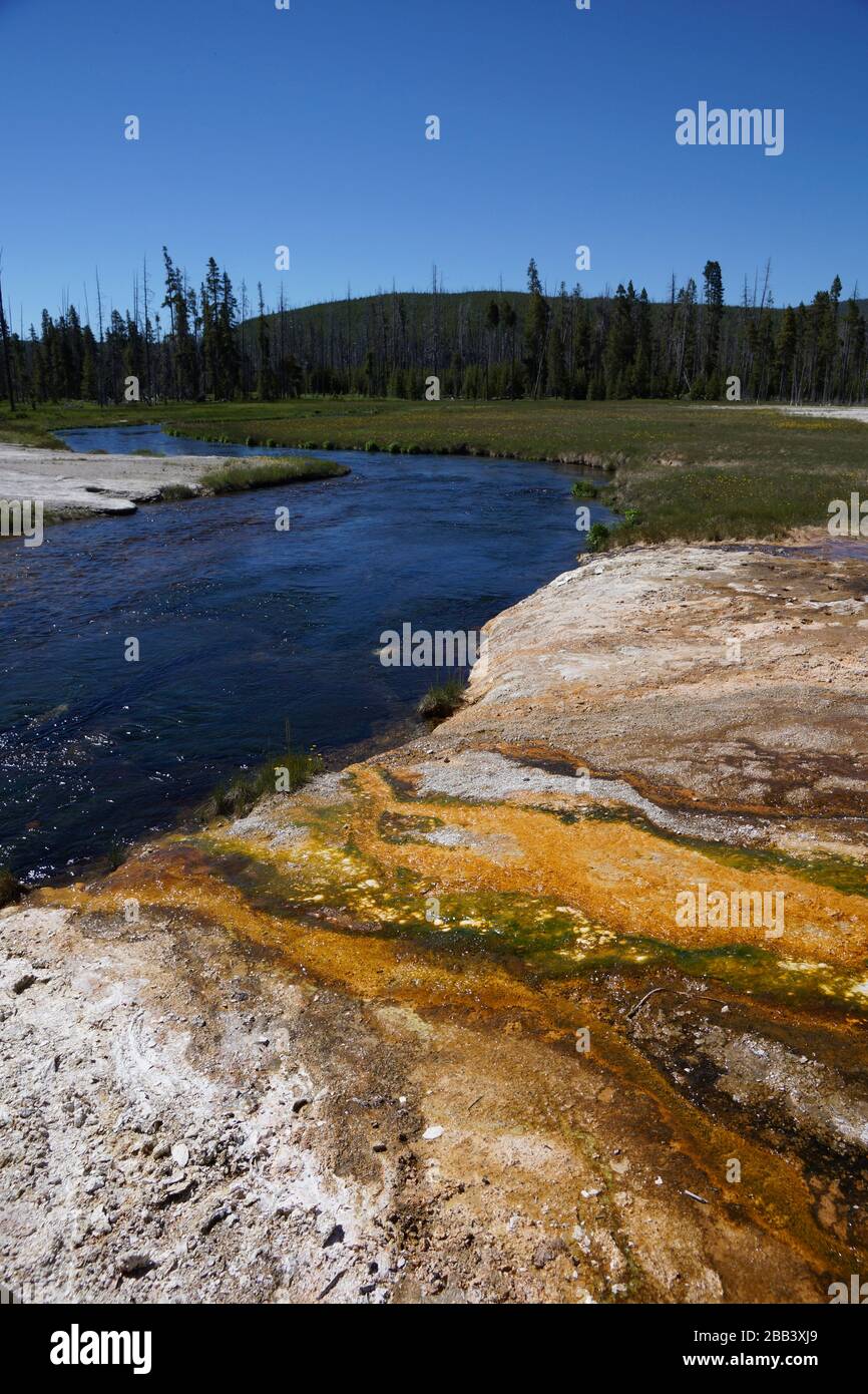 Grand Prismatic Pool in Yellowstone National Park in Wyoming Stock ...