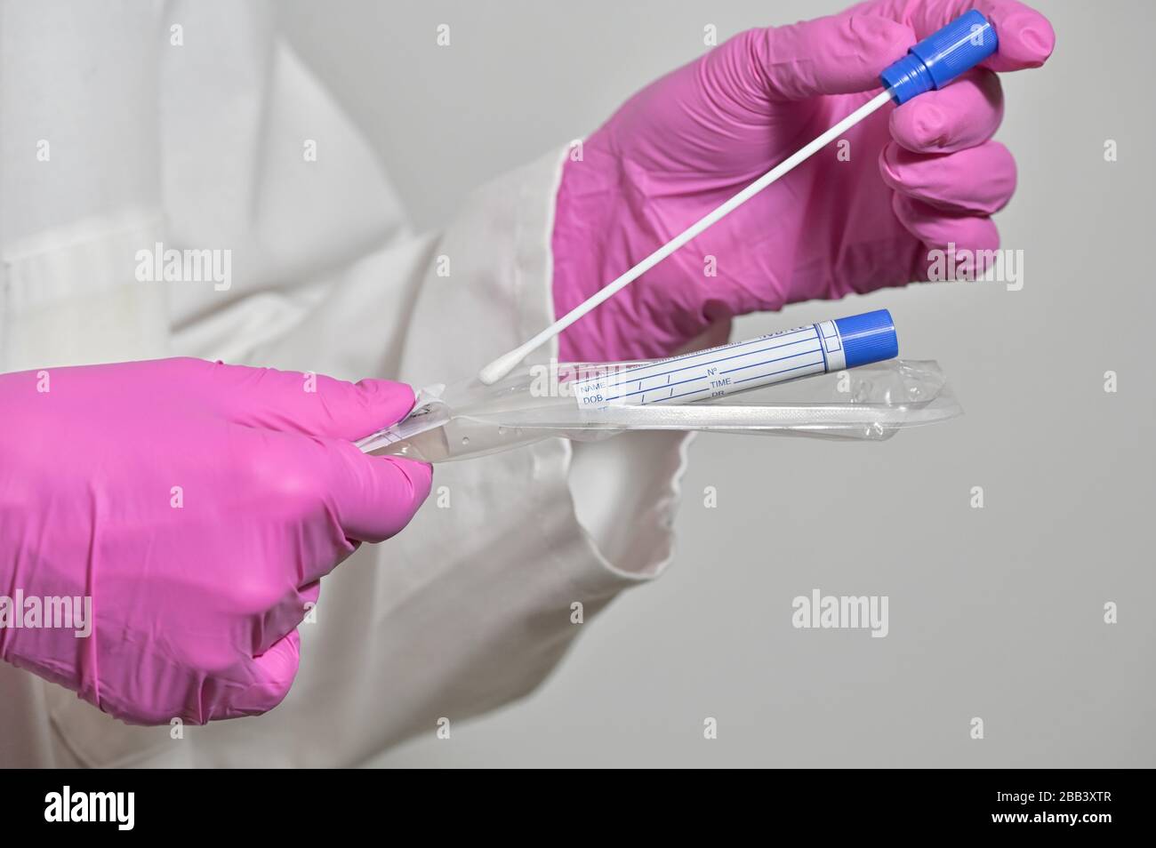 Woman hospital examination smear hi-res stock photography and images ...