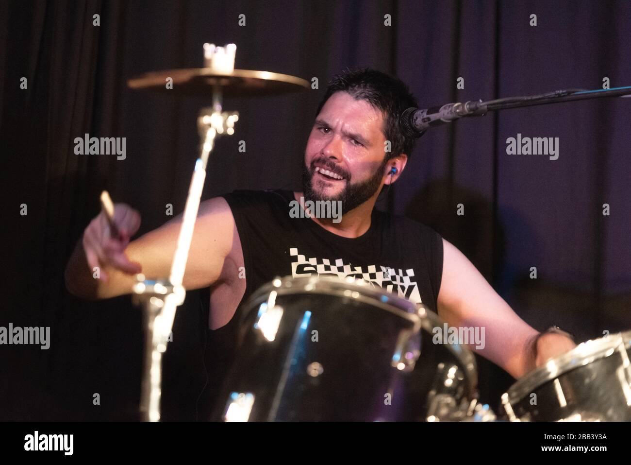 Man playing the cymbals hi-res stock photography and images - Alamy
