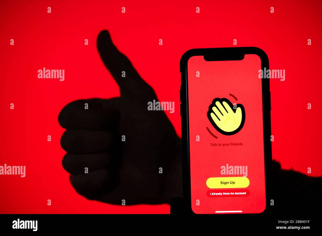 House party application hi-res stock photography and images - Alamy