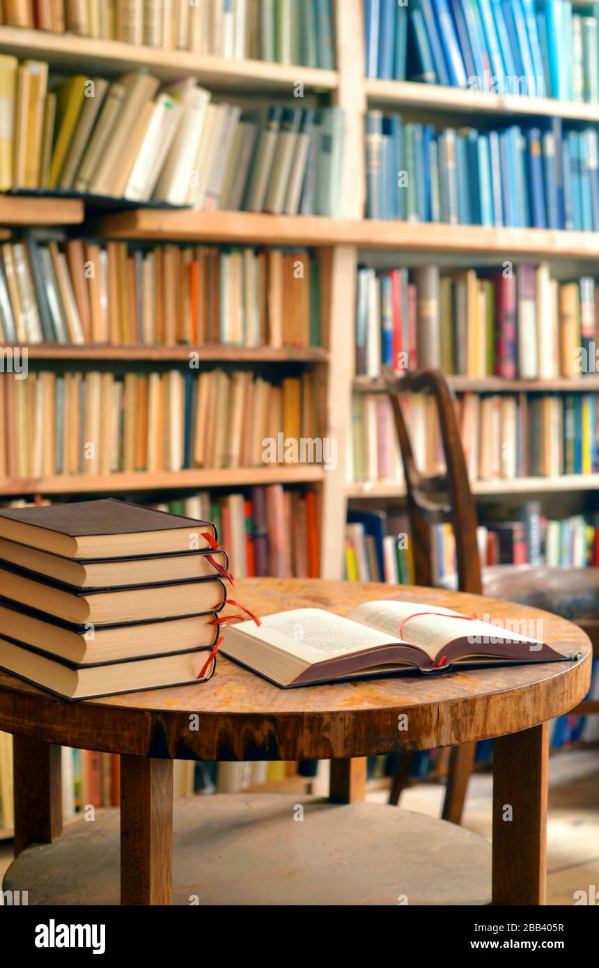 indoor Room with books and reading table, vertical shot Stock Photo - Alamy