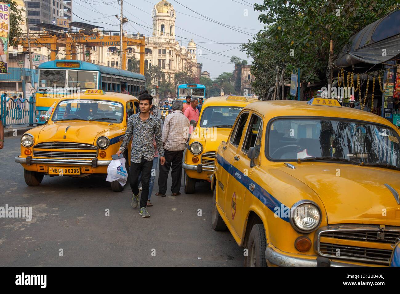 Kolkata calcutta culture architecture hi-res stock photography and ...