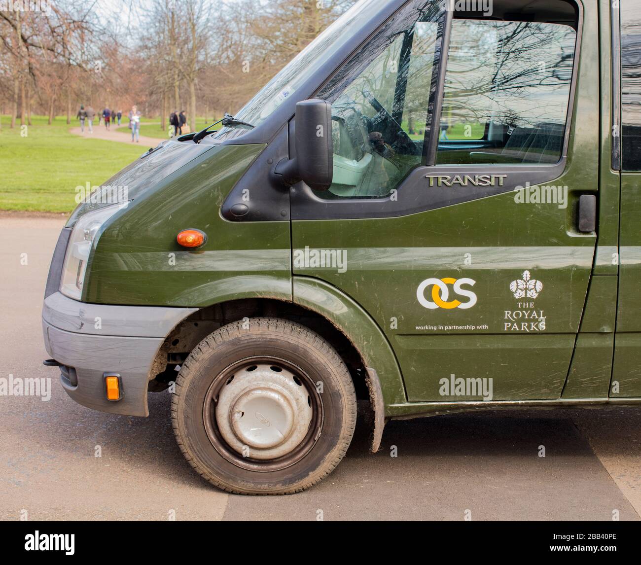 Chief executive andrew scattergood hi-res stock photography and images ...