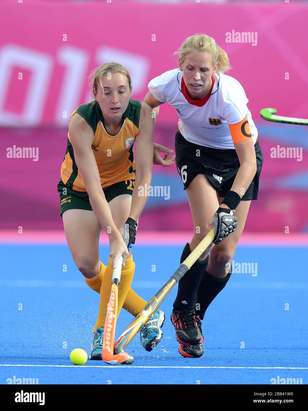South Africa's Kathleen Taylor and Germany's Fanny Rinne in action ...