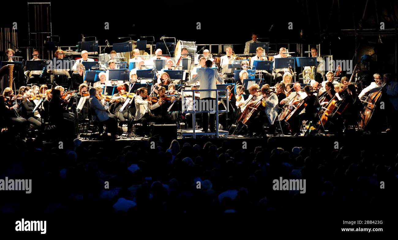 Last Night of the Proms performed by Royal Philharmonic Concert ...