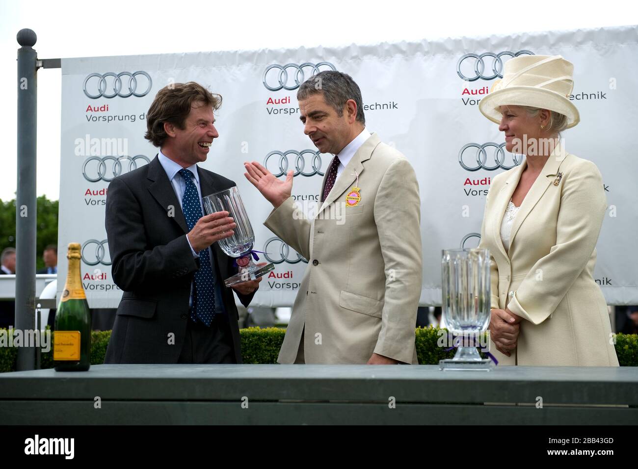 Lady March (r) and Rowan Atkinson (c) hand out prizes for the winners ...