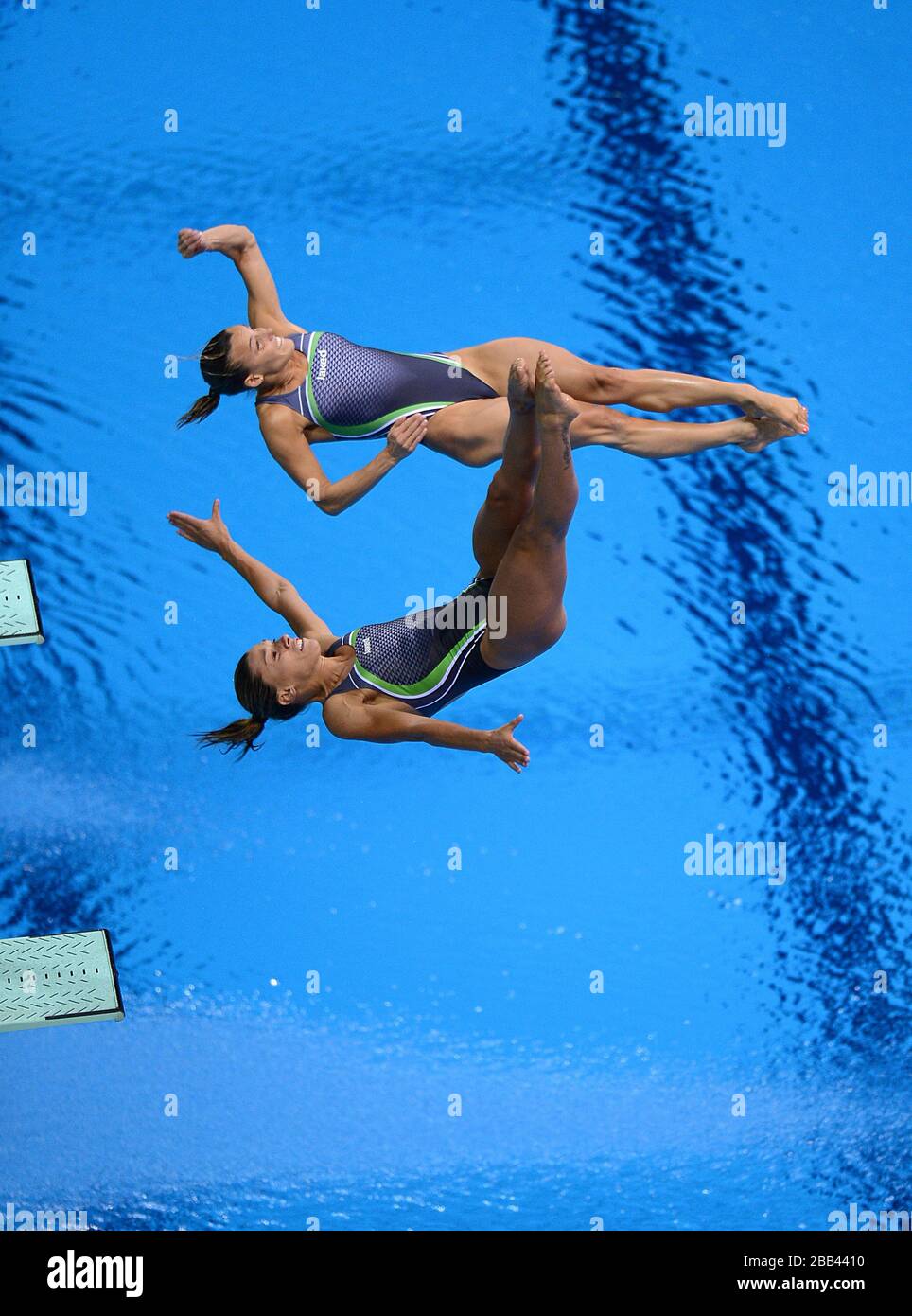 Italy's Francesca Dallape and Tania Cagnotto compete in the Women's ...