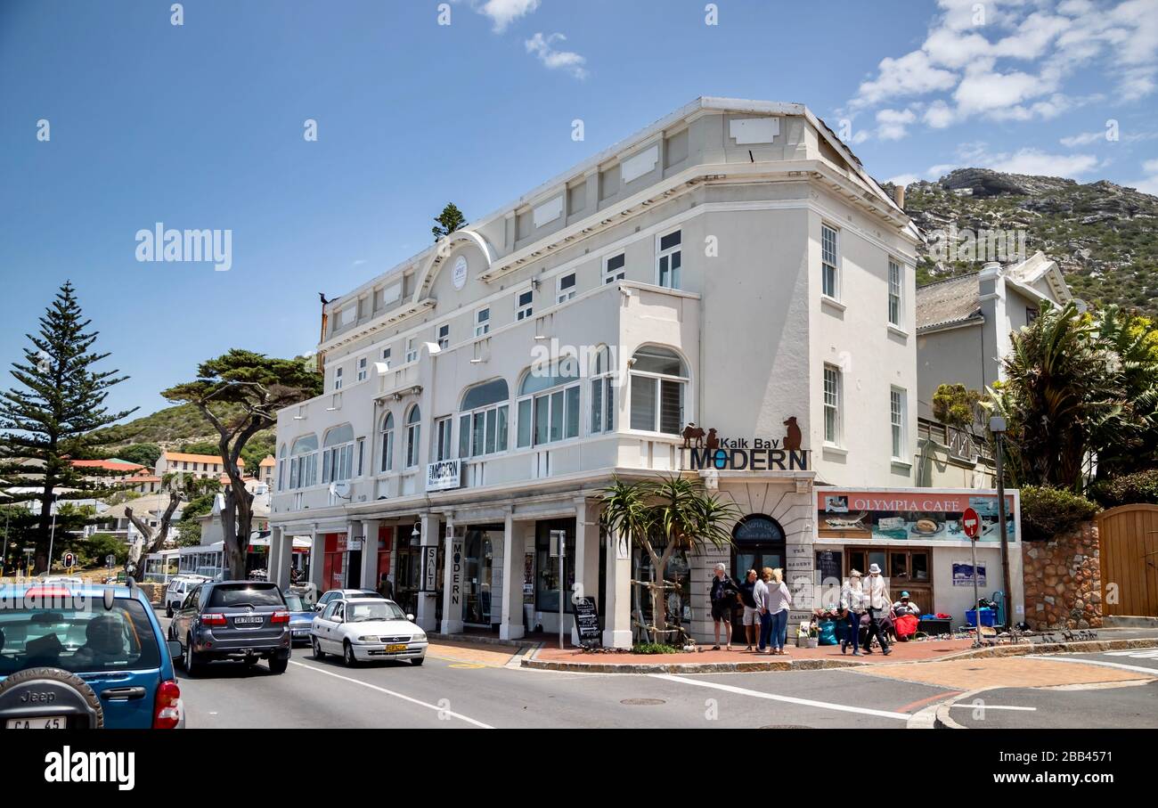 Cape Town, South Africa, 20th January - 2020: Street view with tourist ...