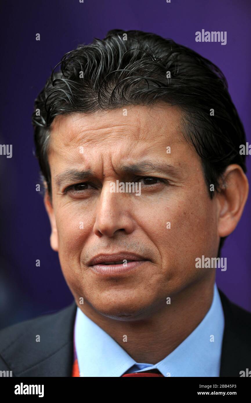 Salvador reyes hi-res stock photography and images - Alamy
