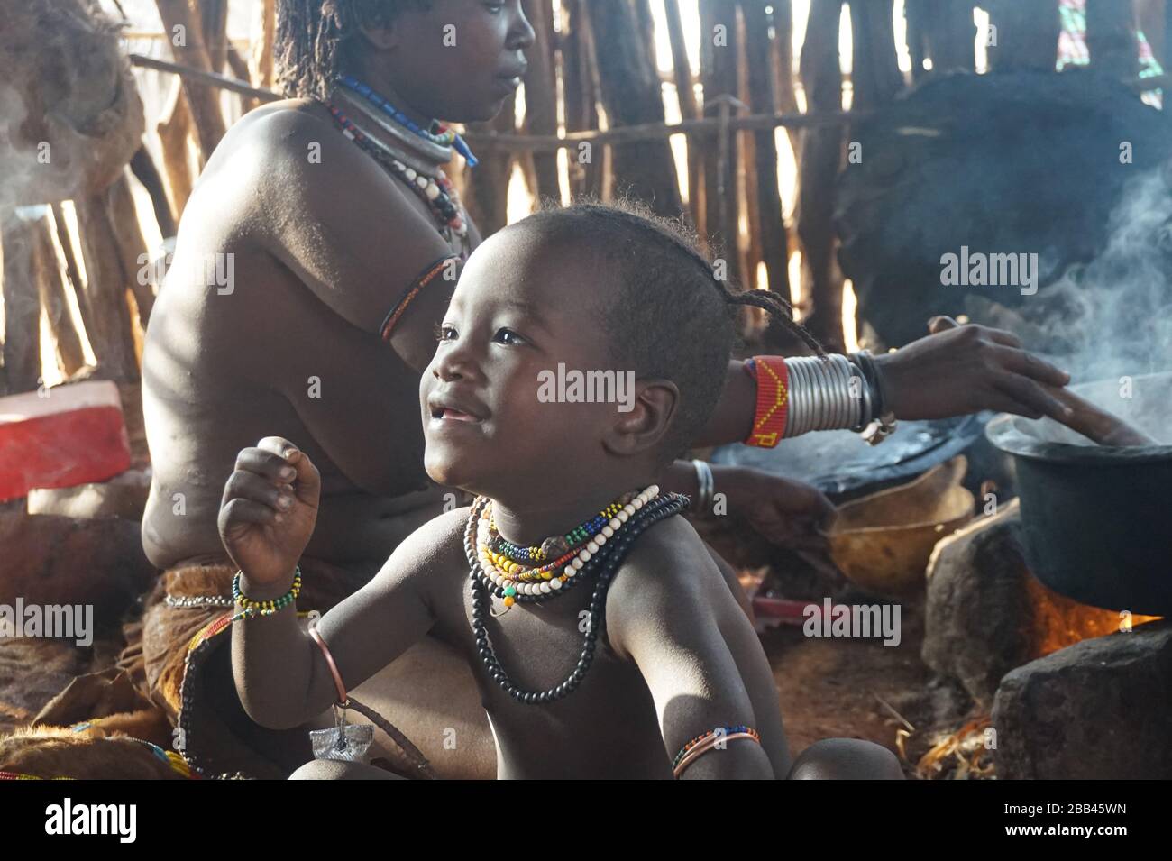 Drinking coffee at a Hamer family in lower omo valley, Ethiopia Stock ...