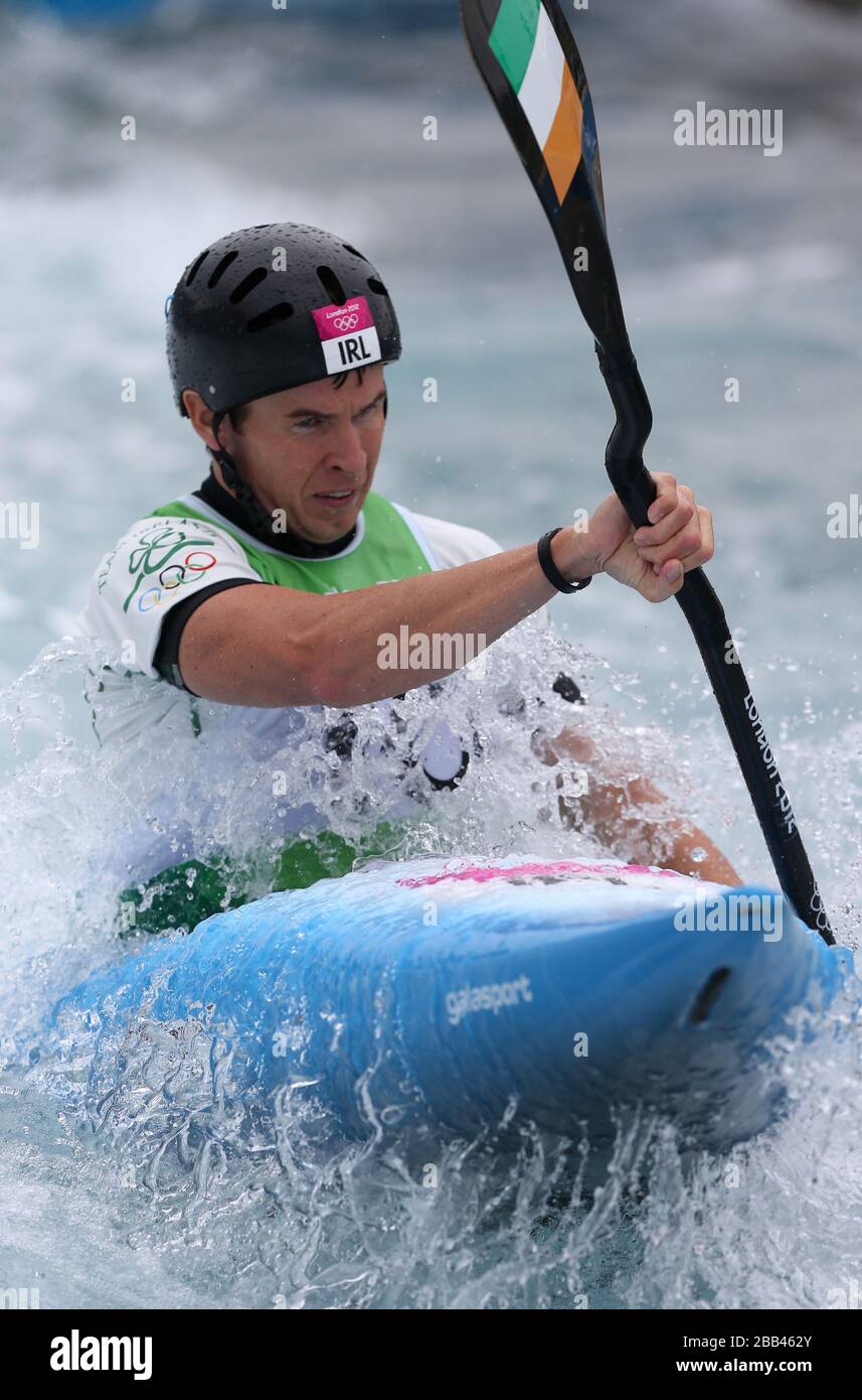 Ireland's Eoin Rheinisch makes his way through a gate during the Men's ...
