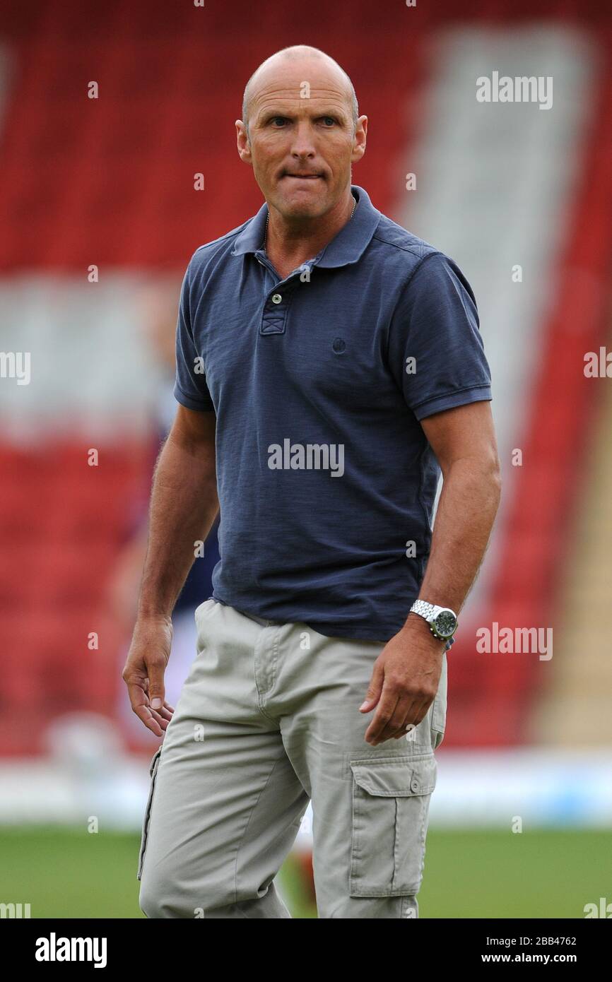 Manager steve burr hi-res stock photography and images - Alamy