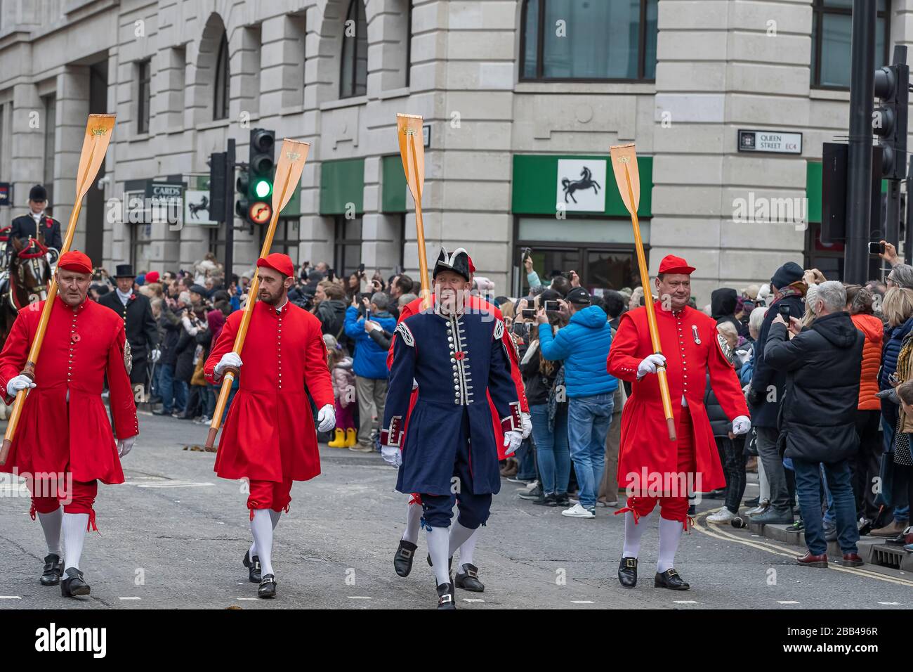 Watermen at Lord Mayor of London Procession Stock Photo - Alamy