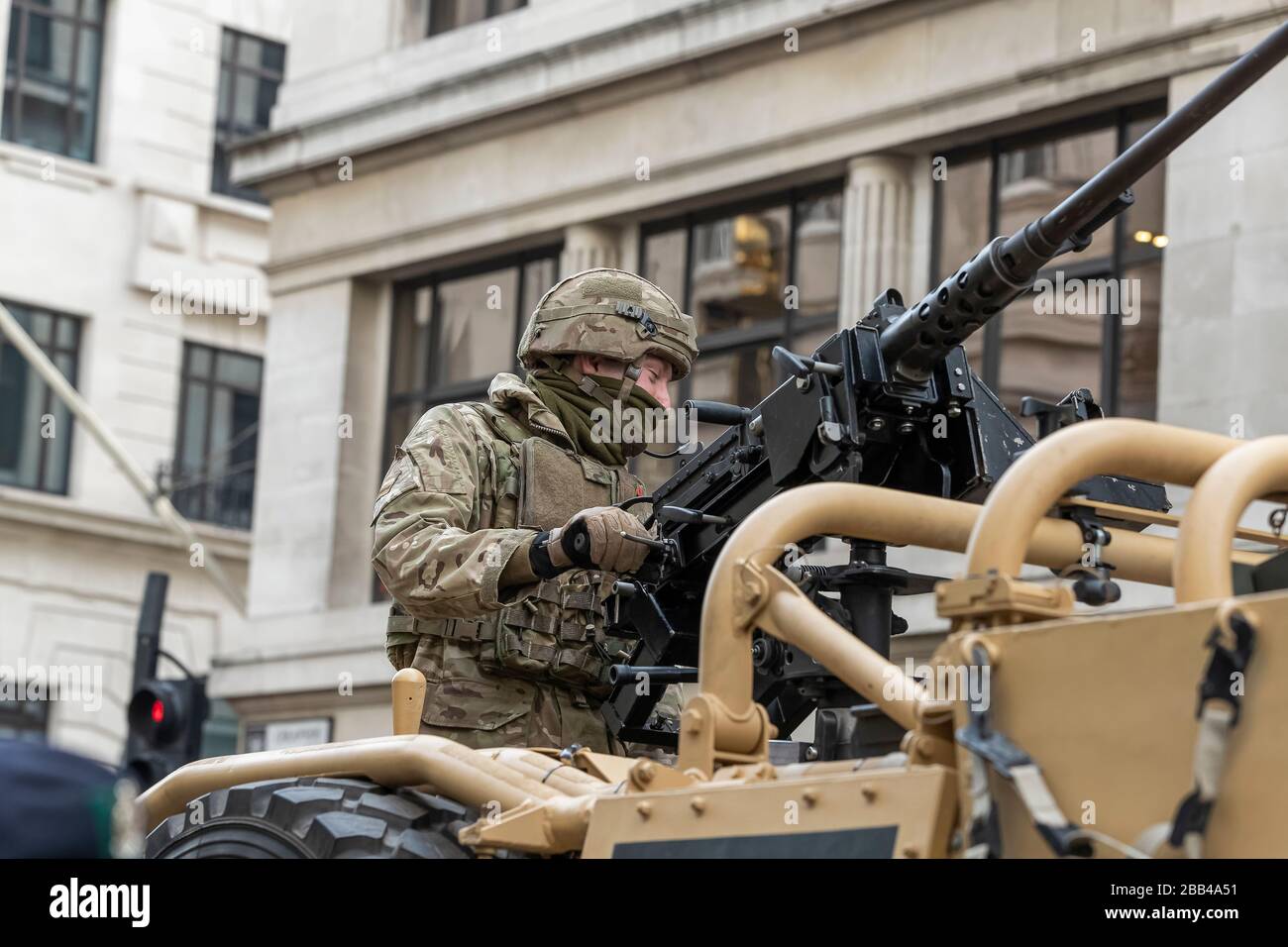 Army solder with field gun at Lord Mayor of London Parade Stock Photo ...