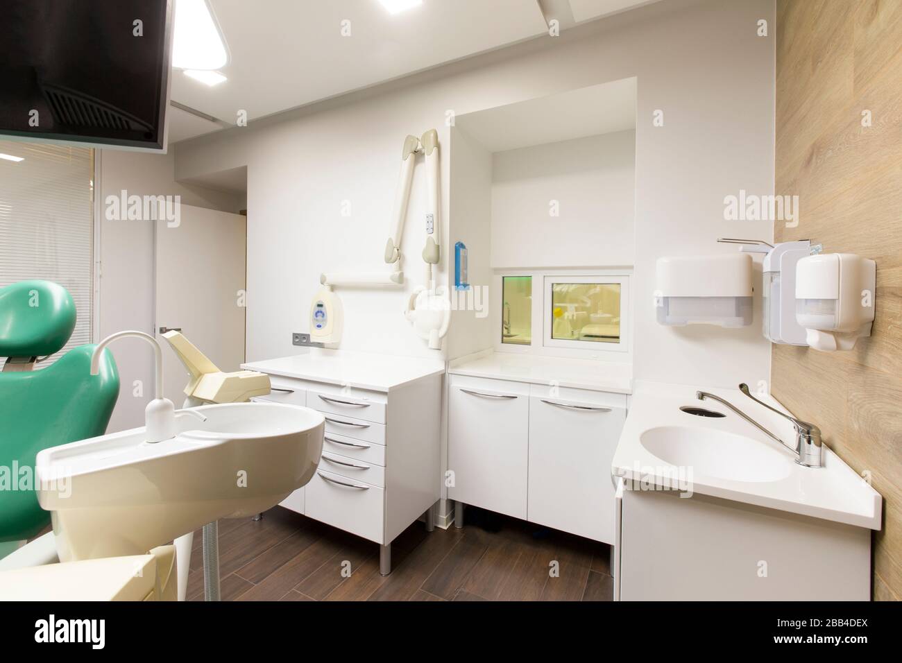 Modern hospital room hi-res stock photography and images - Alamy