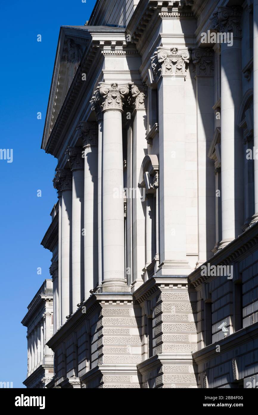 1 horse guards road hm treasury hi-res stock photography and images - Alamy