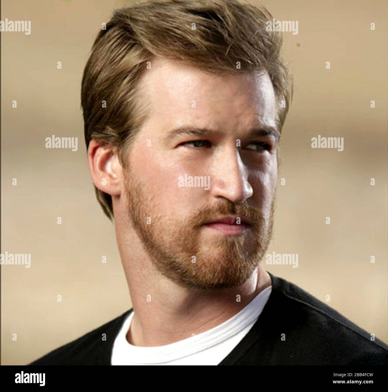 Kenneth mitchell actor hi-res stock photography and images - Alamy