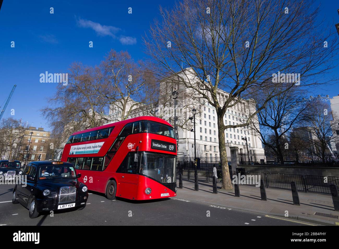 The British Ministry of Defence, main building, Whitehall, Westminster ...