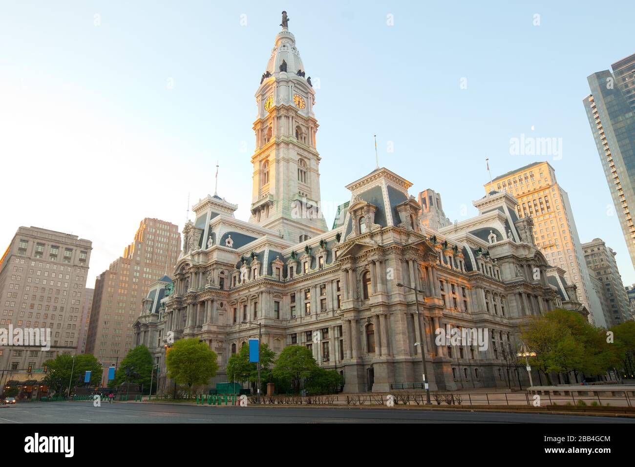 Downtown Philadelphia Square High Resolution Stock Photography and ...