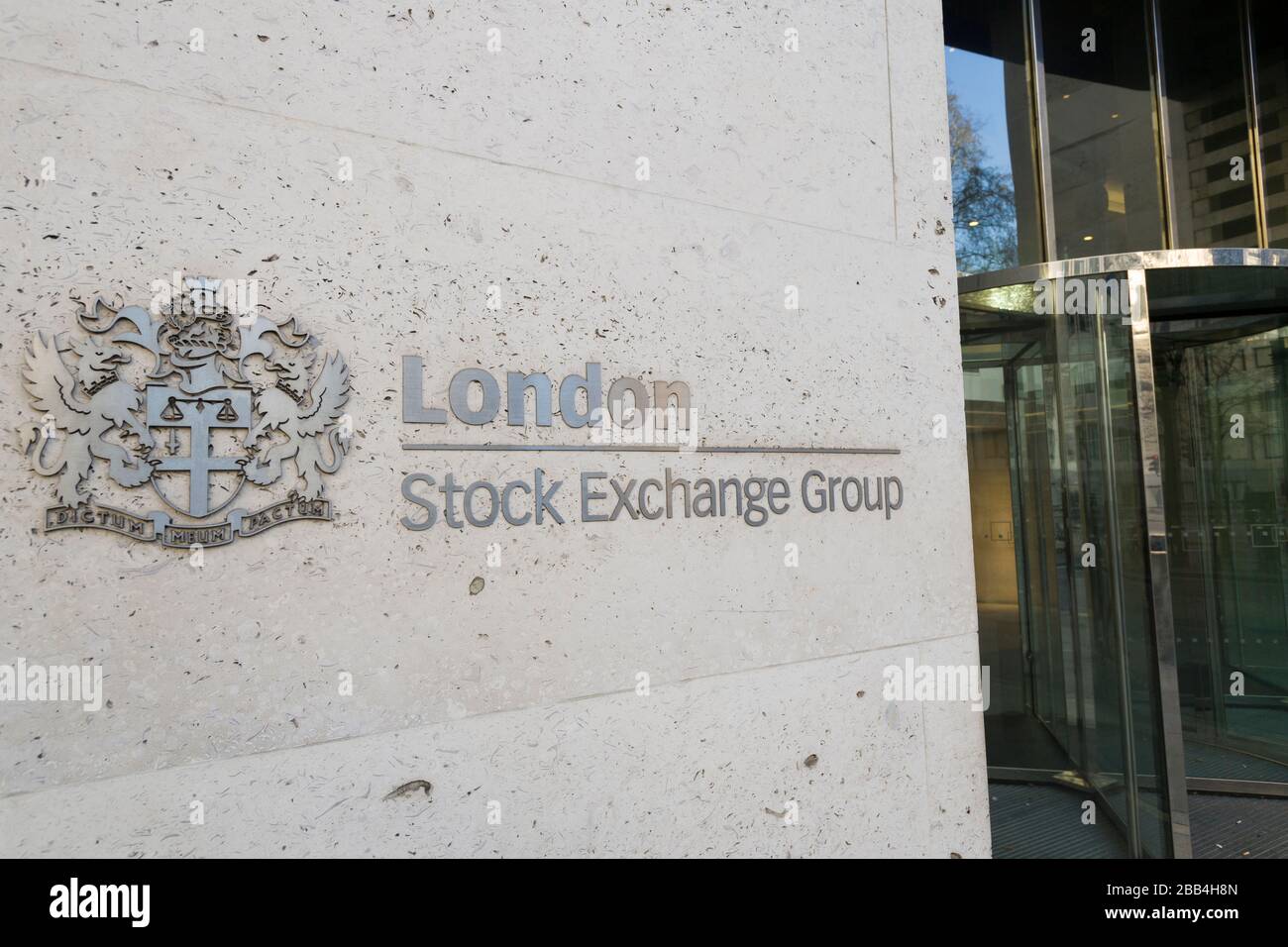 Lseg 10 paternoster square hi-res stock photography and images - Alamy