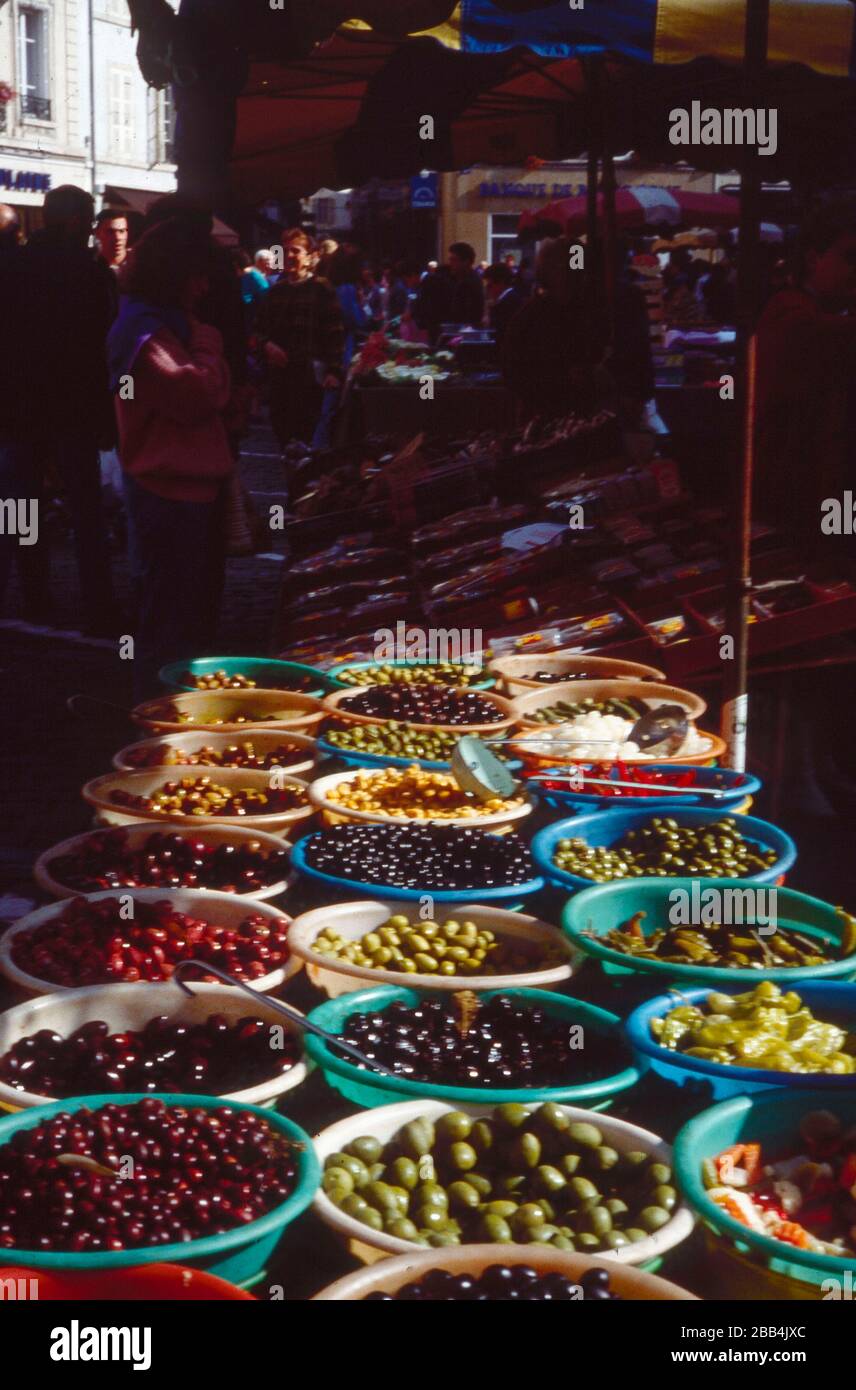 market day in Beaune France in 1989 Stock Photo - Alamy