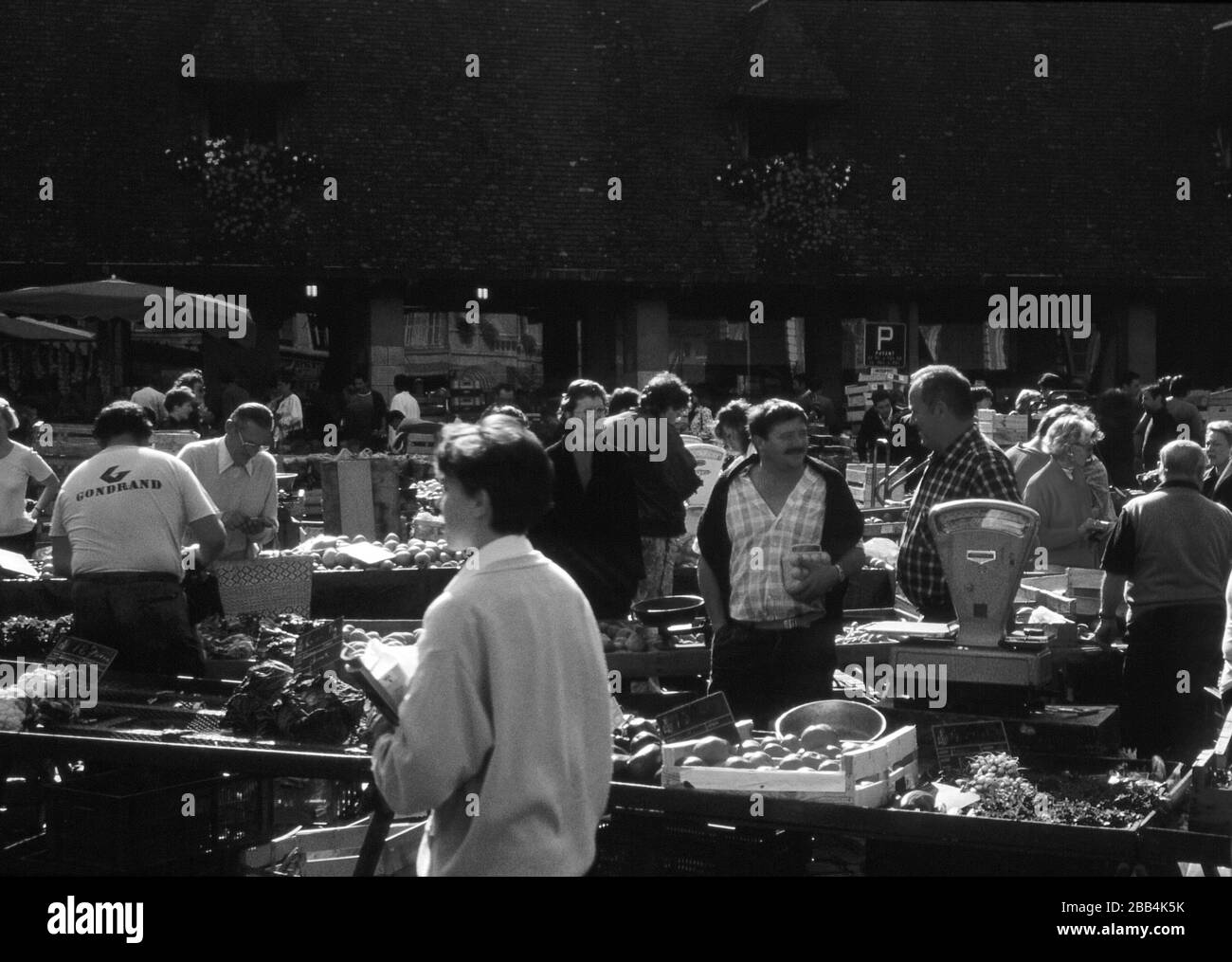 Shoppers market day in Black and White Stock Photos & Images - Alamy
