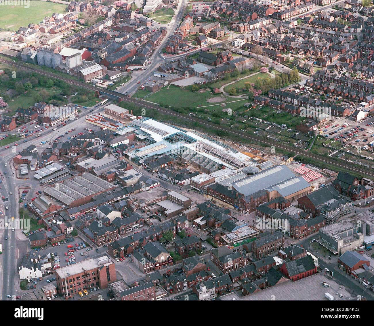 1991 aerial photograph of castleford hi-res stock photography and ...