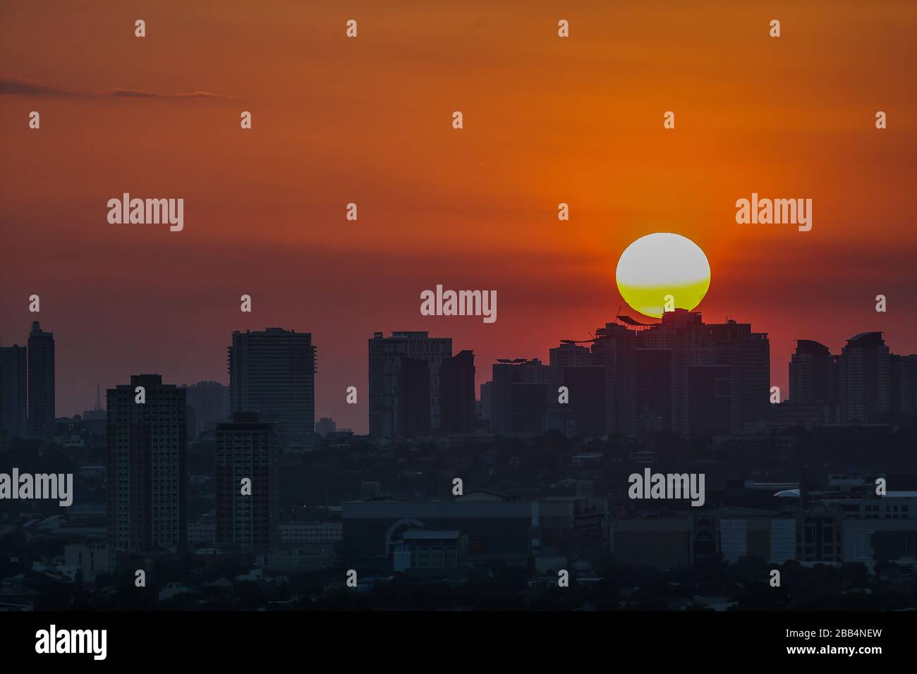 Antipolo City. 30th Mar, 2020. Photo taken on March 30, 2020 from ...