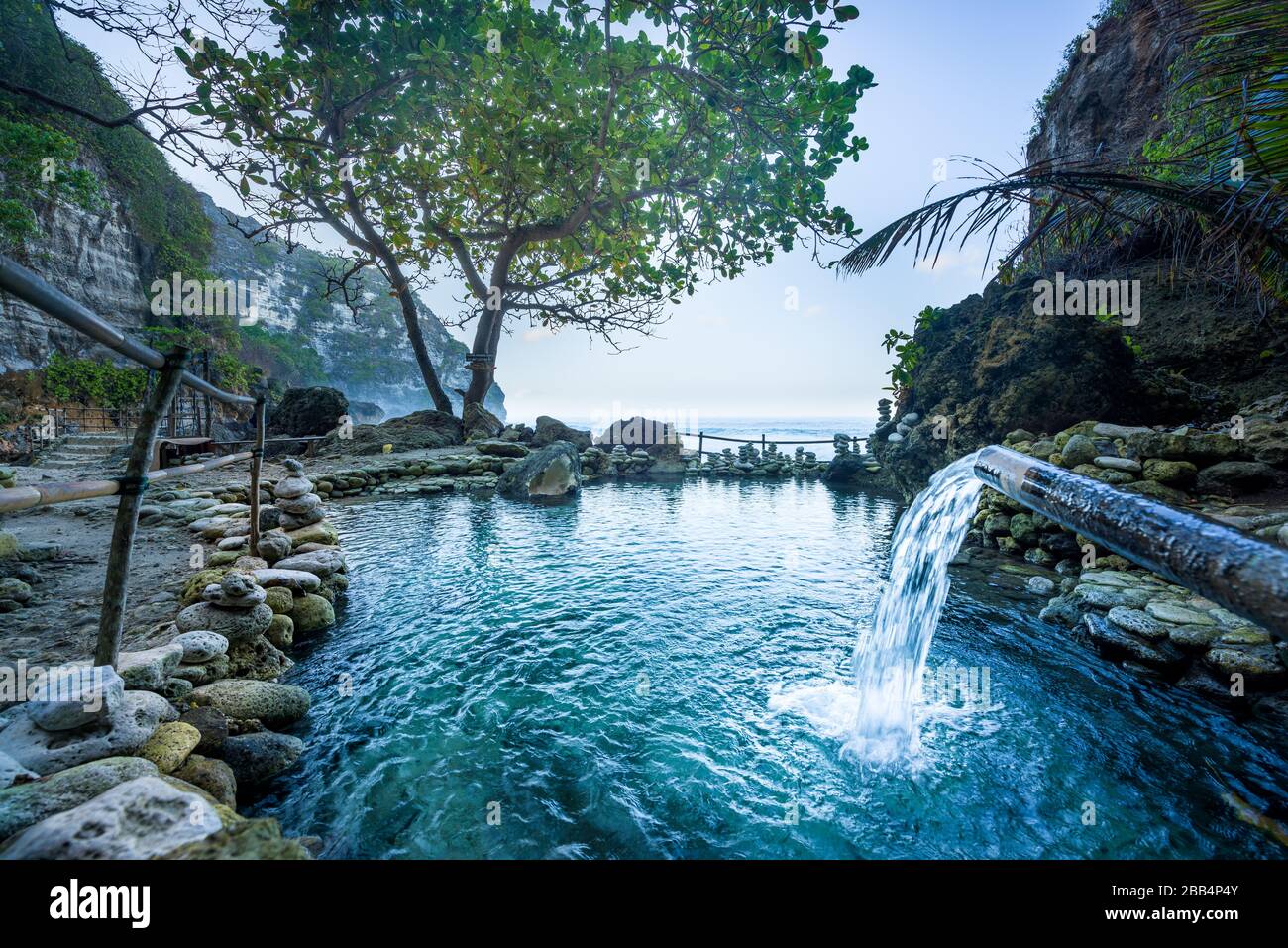 Tembeling secret beach, down a jungle valley and a balinese temple ...