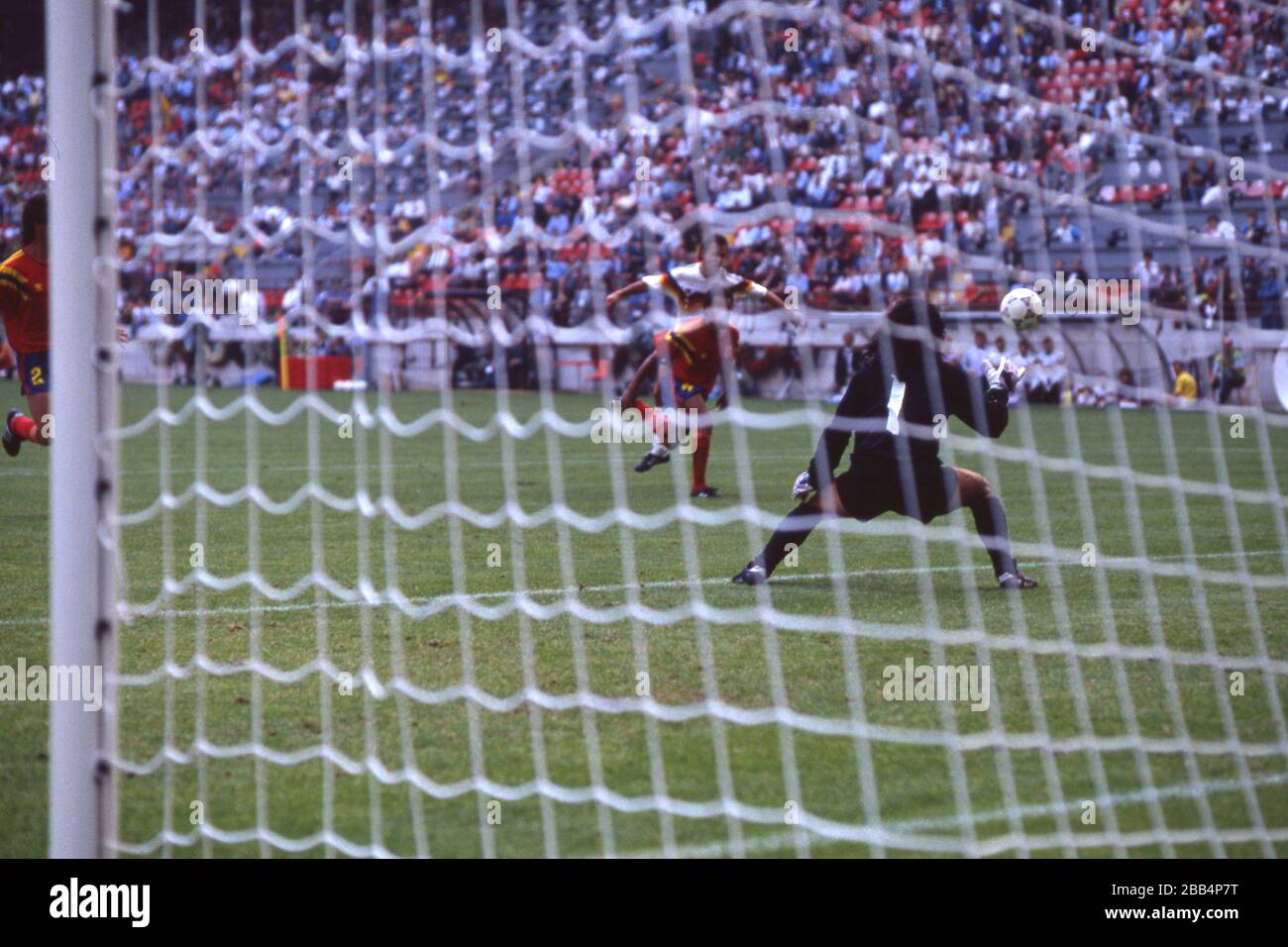 1990 world cup goal hi-res stock photography and images - Alamy