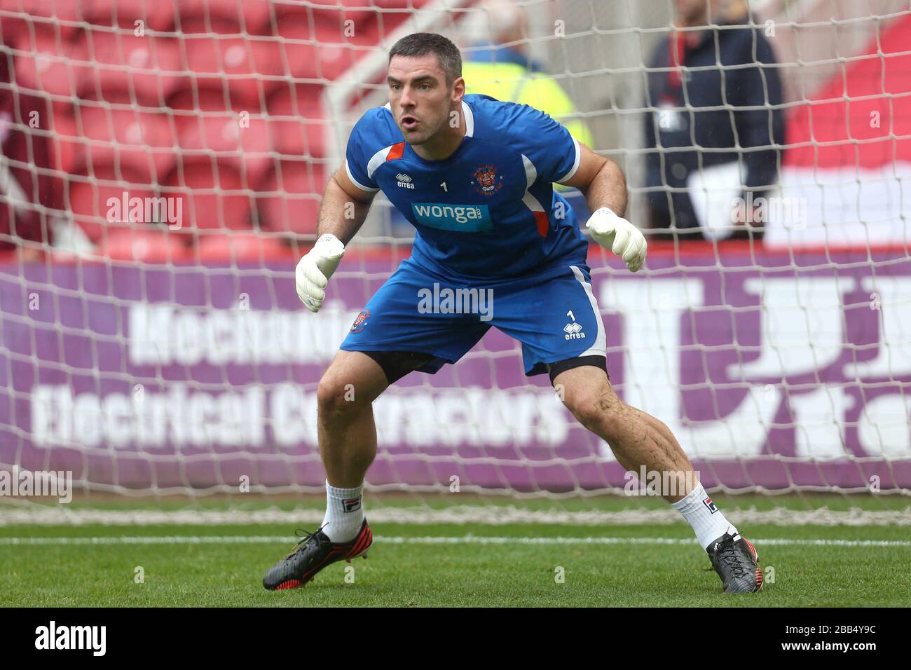 Blackpool goalkeeper Matt Gilks Stock Photo - Alamy