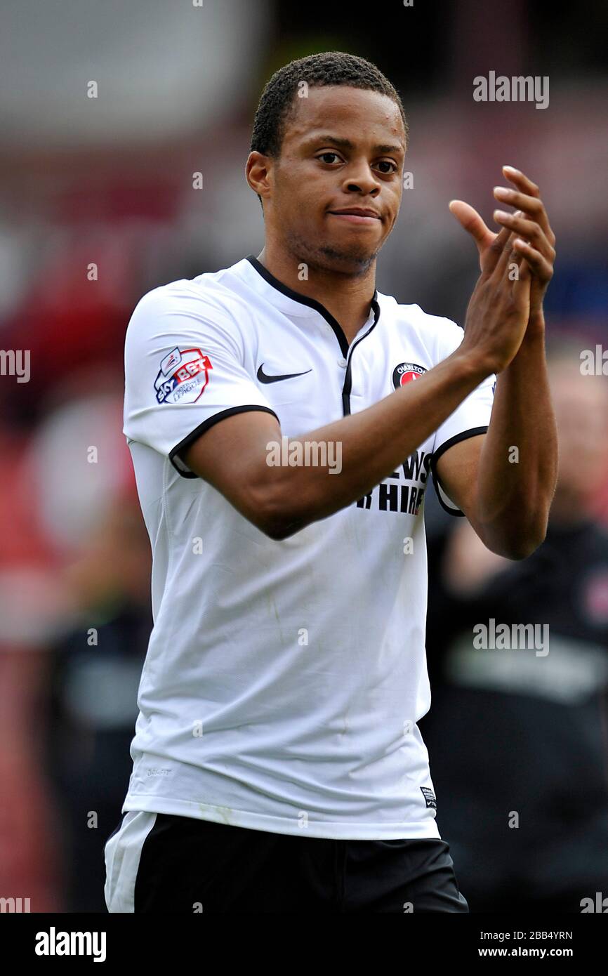 Top half stock clap football hi-res stock photography and images - Alamy