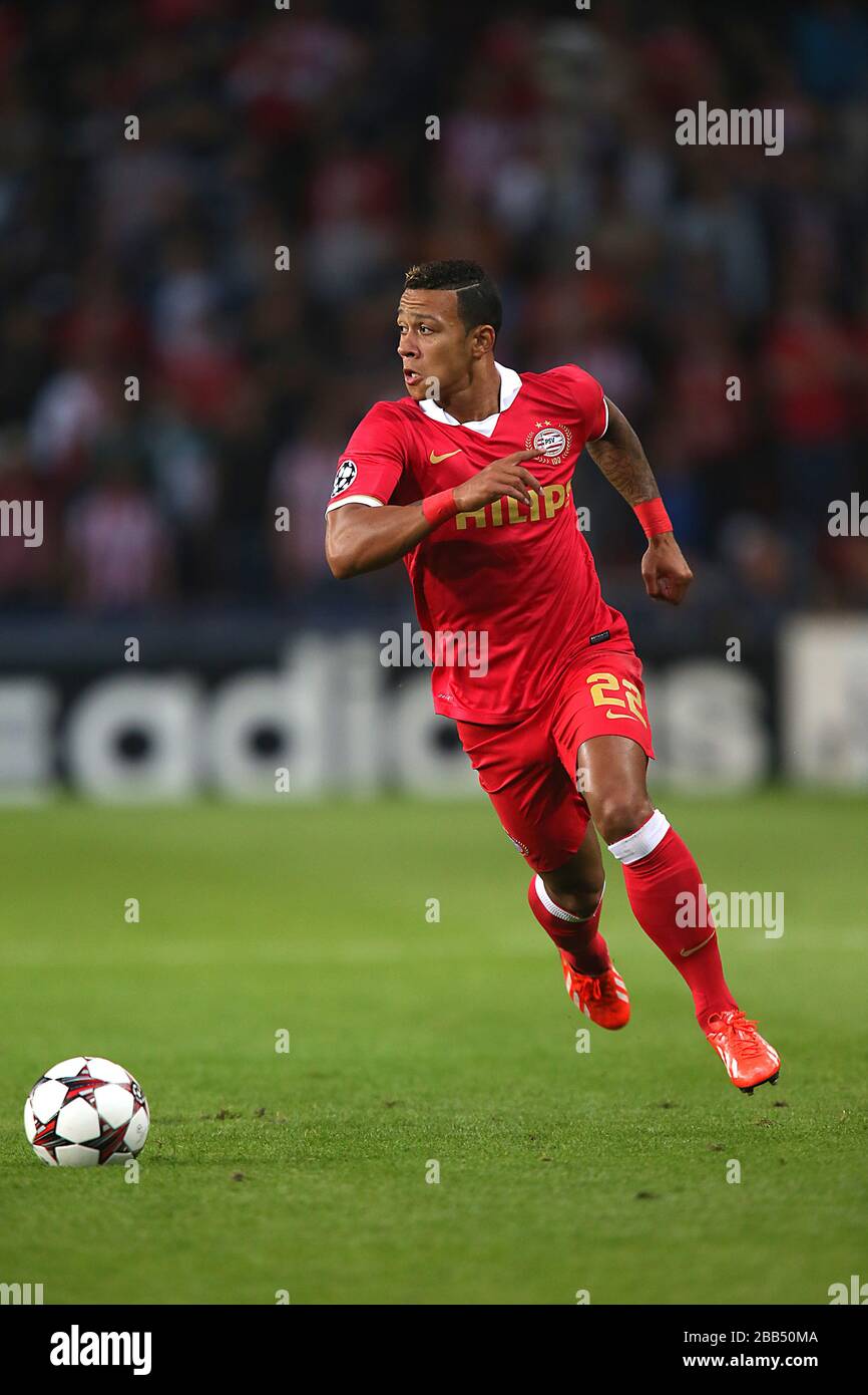 Memphis depay psv eindhoven hi-res stock photography and images - Alamy