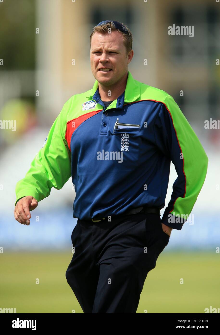 Martin Saggers, umpire Stock Photo - Alamy
