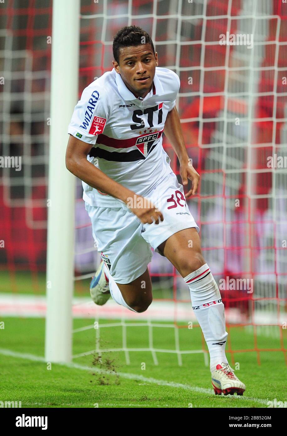 Reinaldo High Resolution Stock Photography and Images - Alamy