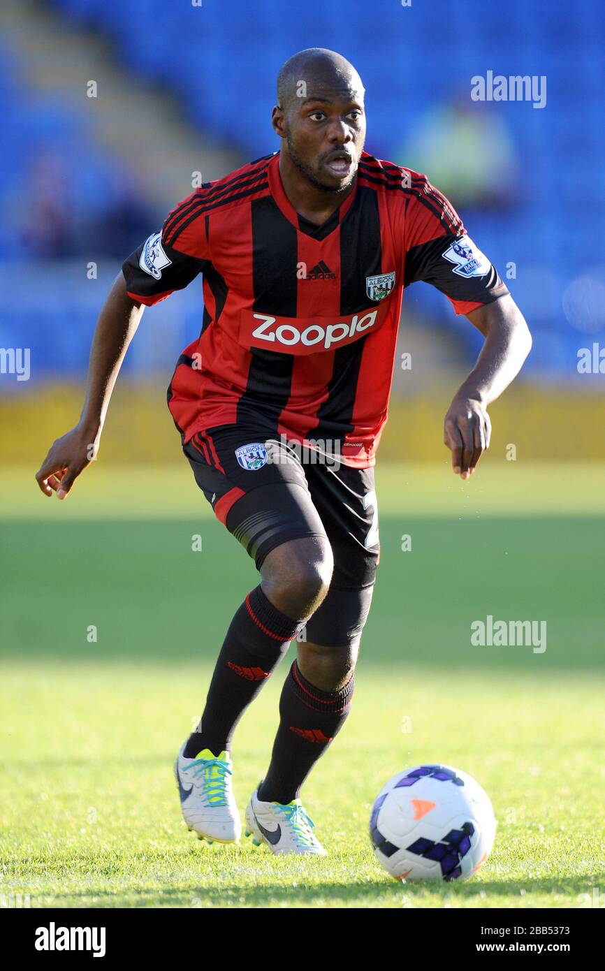 Youssouf Mulumbu, West Bromwich Albion Stock Photo - Alamy