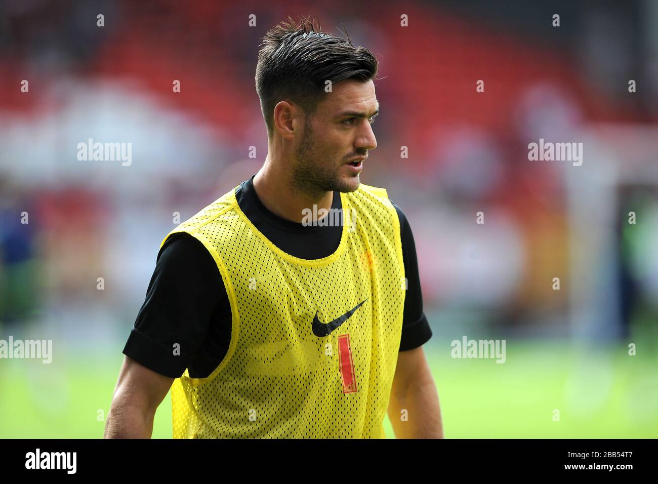 Charlton Athletic captain Johnnie Jackson Stock Photo - Alamy