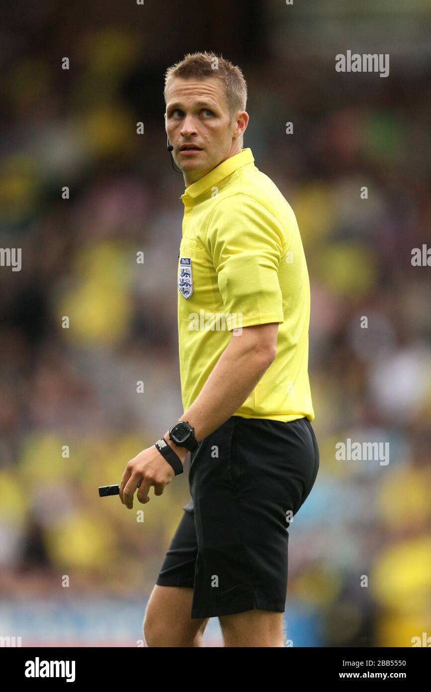 Referee Craig Pawson Stock Photo - Alamy