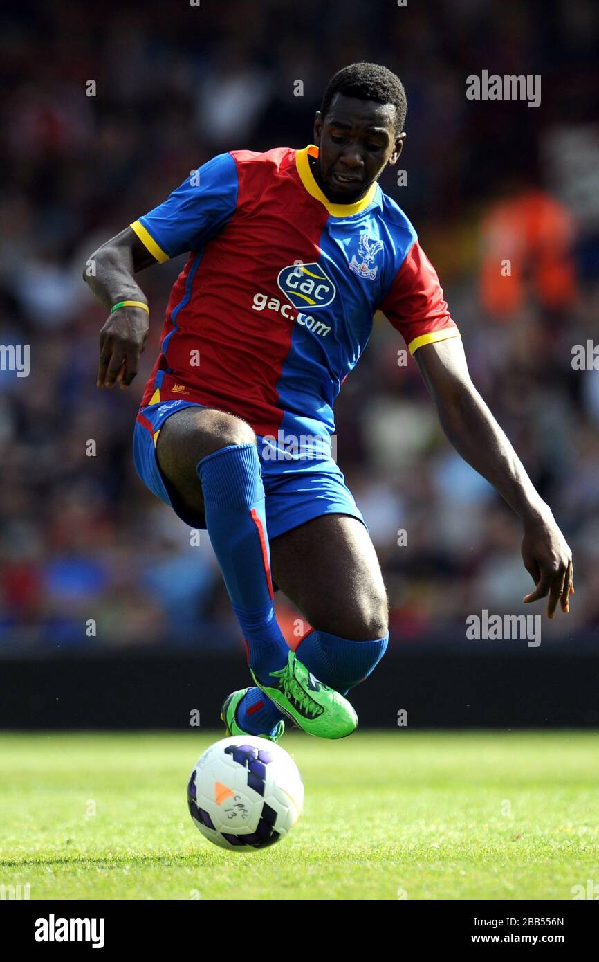 Yannick bolasie palace hi-res stock photography and images - Alamy