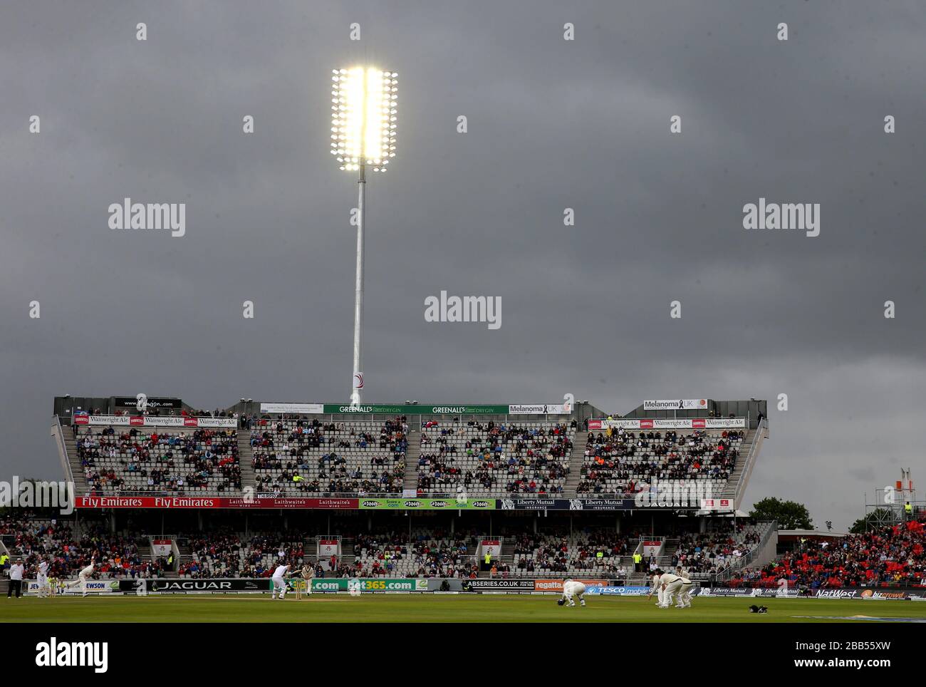 Old trafford rain hi-res stock photography and images - Alamy