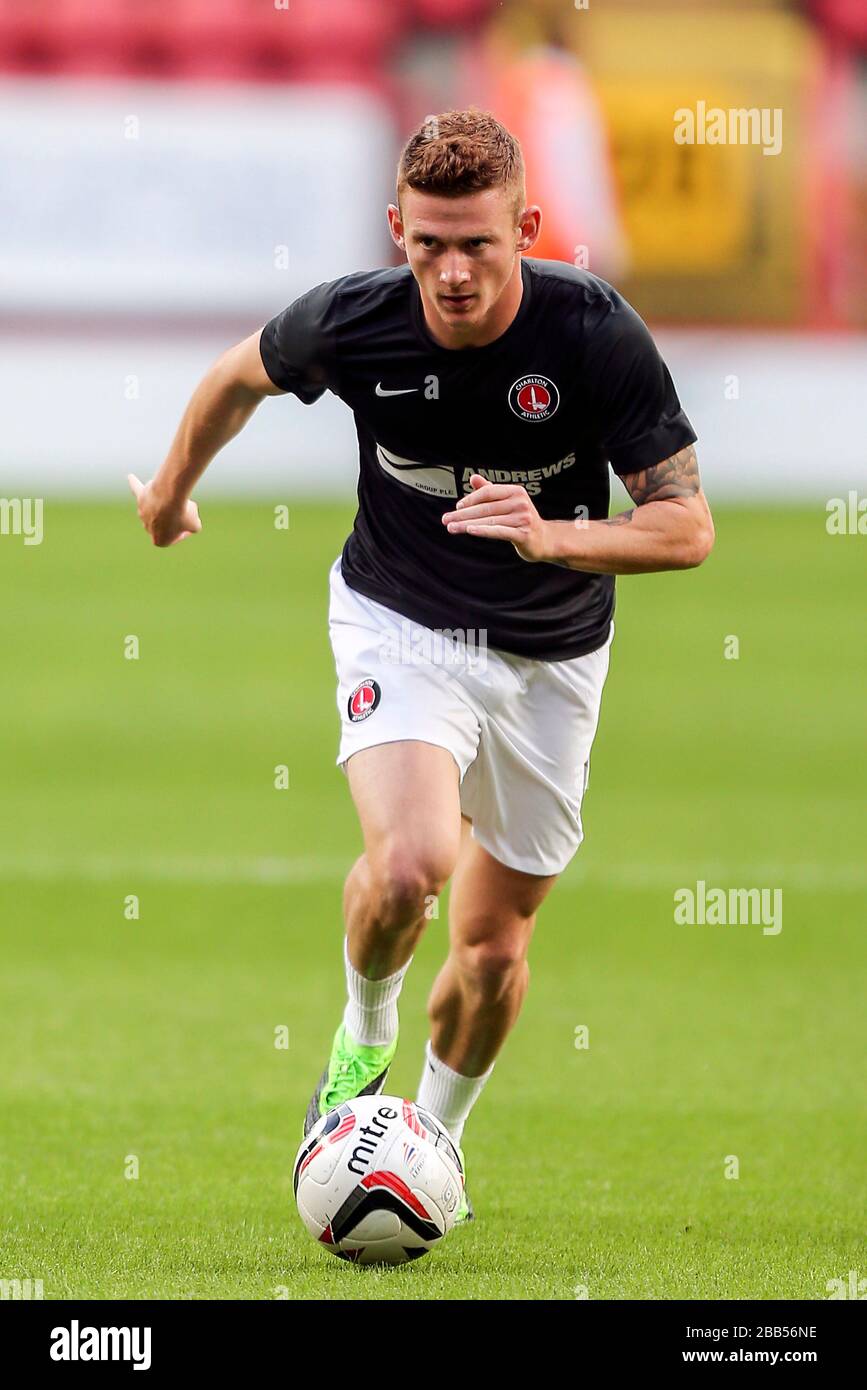 Jordan Cook, Charlton Athletic Stock Photo - Alamy