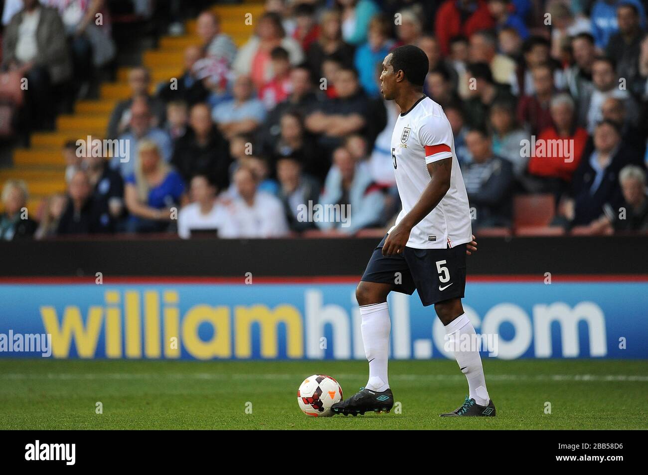 Andre Wisdom, England Under 21 Stock Photo - Alamy