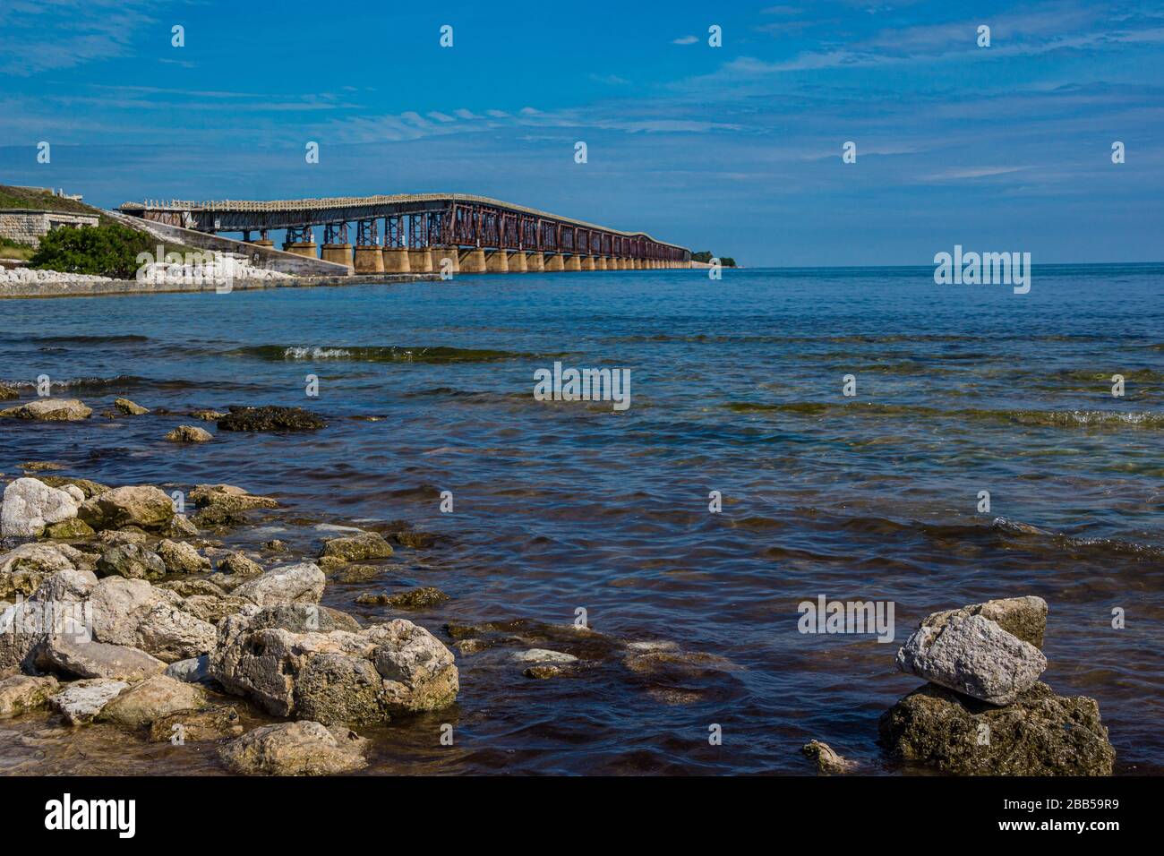 Old railway bridge crossing the Florida Keys Stock Photo - Alamy