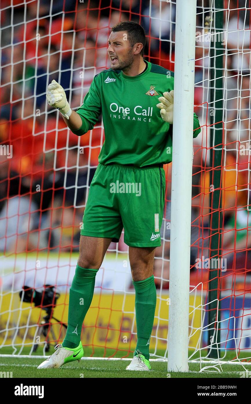 Goalkeeper ross turnbull hi-res stock photography and images - Alamy