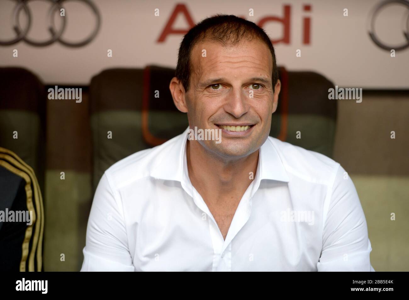 AC Milan manager Massimiliano Allegri Stock Photo - Alamy