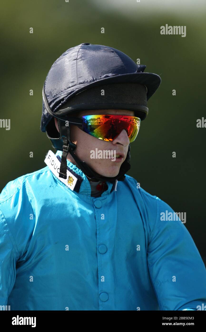 Richard kingscote jockey hi-res stock photography and images - Alamy