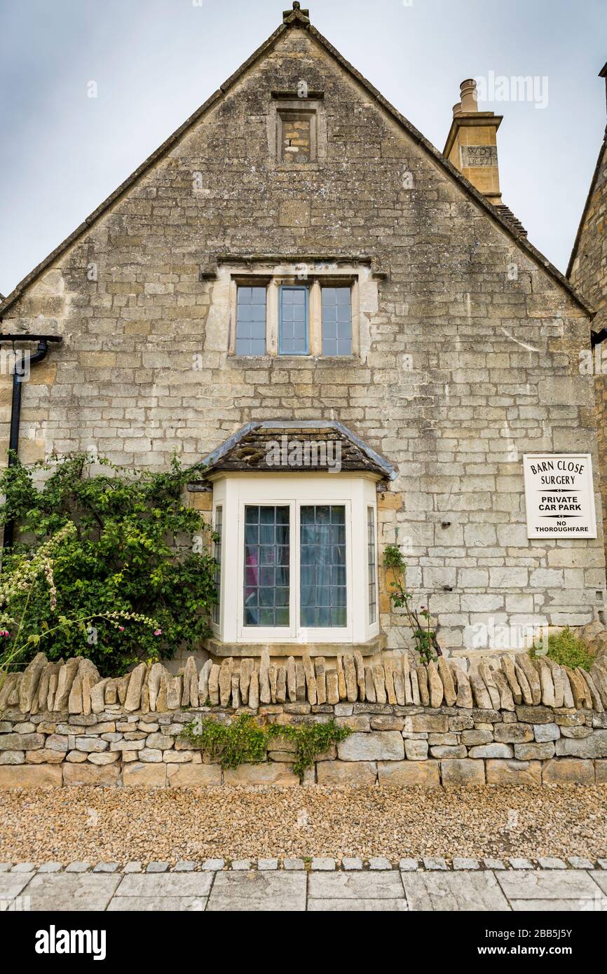 Cotswolds villages hi-res stock photography and images - Alamy