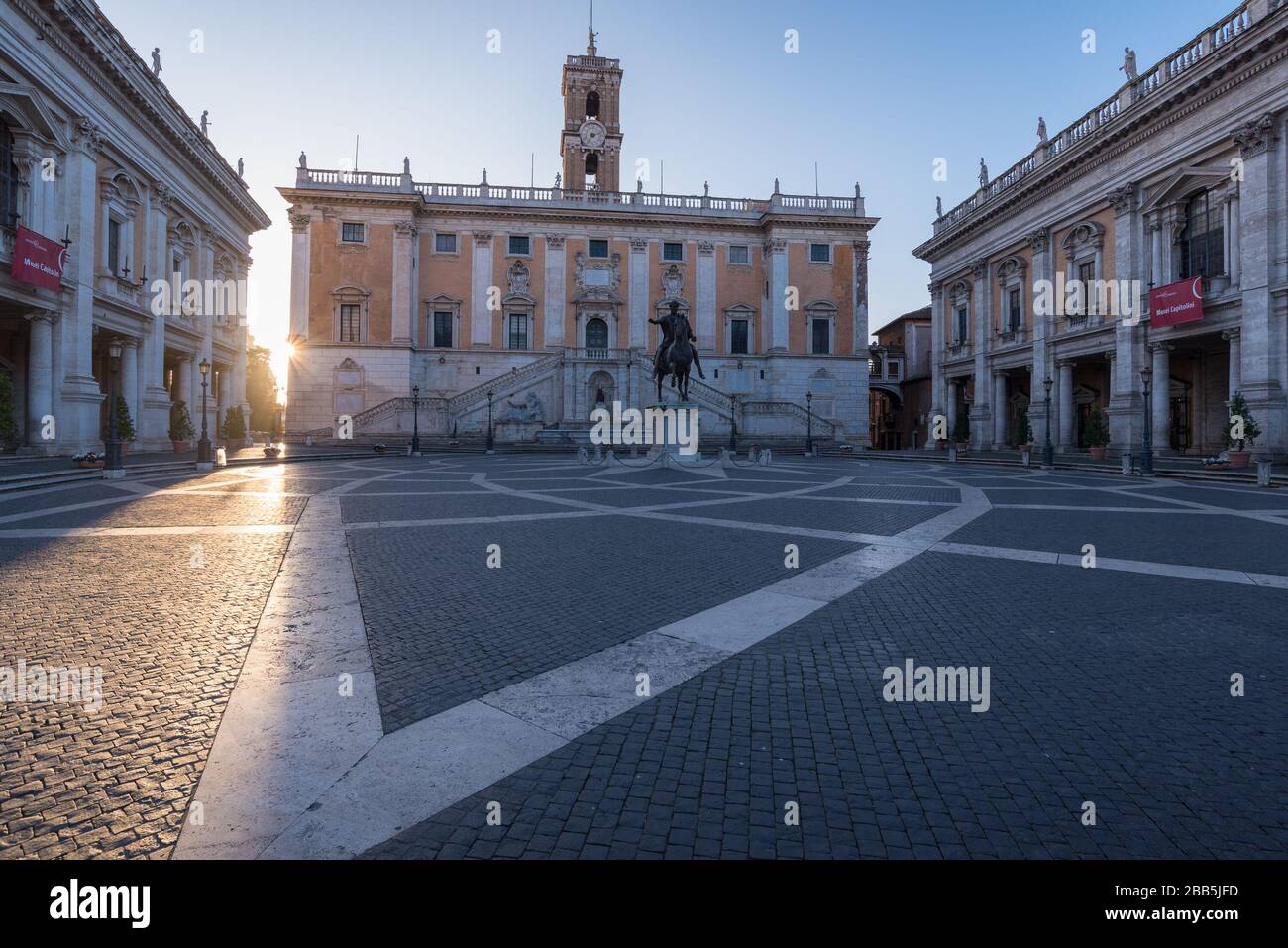 Quirinale palace at the sunrise Stock Photo - Alamy
