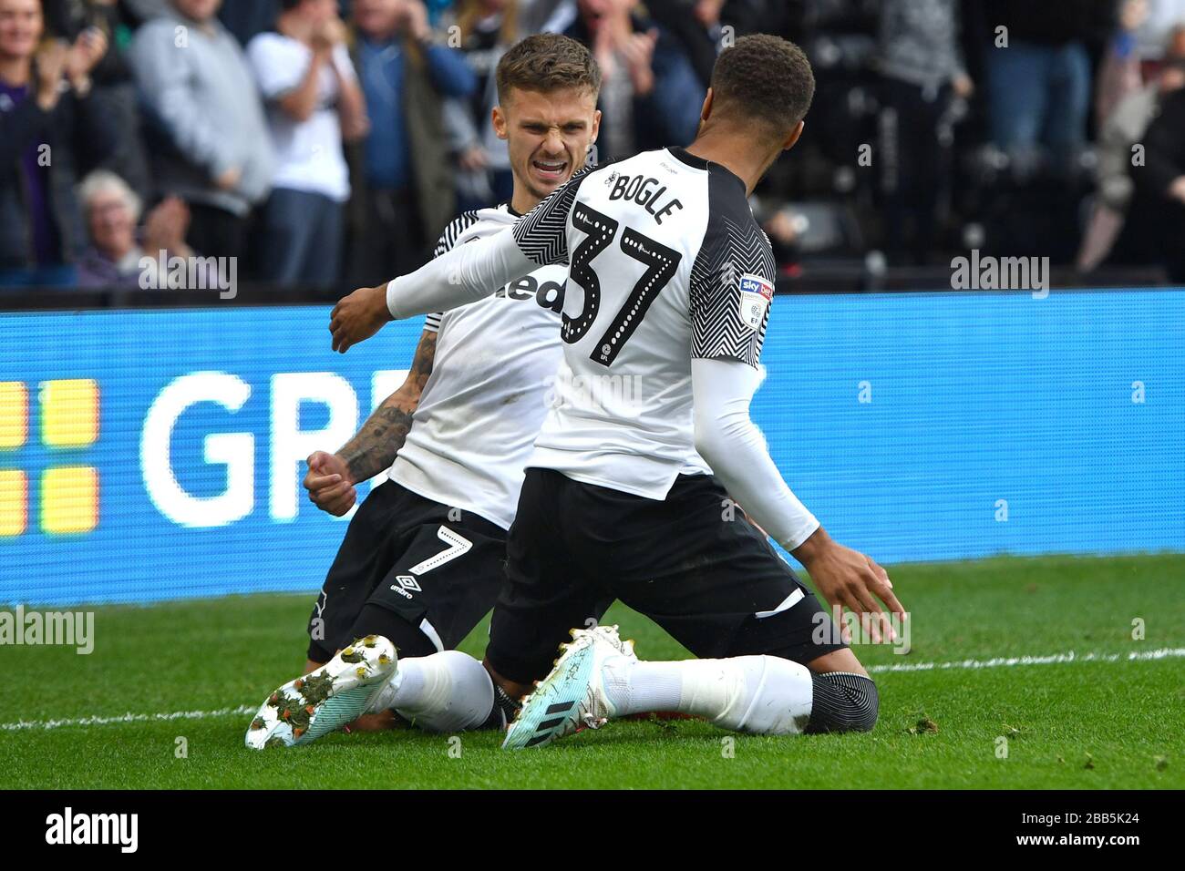 Derby countys jamie paterson hi-res stock photography and images - Alamy