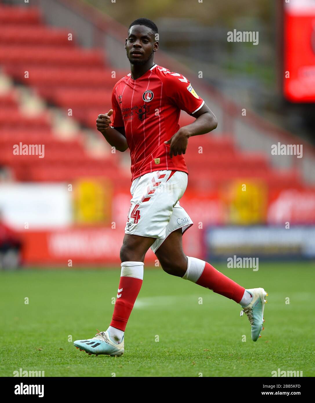Charlton Athletic's Jonathan Leko Stock Photo - Alamy